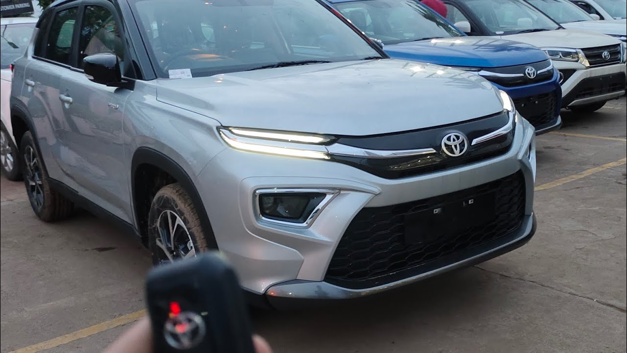 Toyota Hyryder V Neo Drive Mild Hybrid 2022 Real Life Review - YouTube