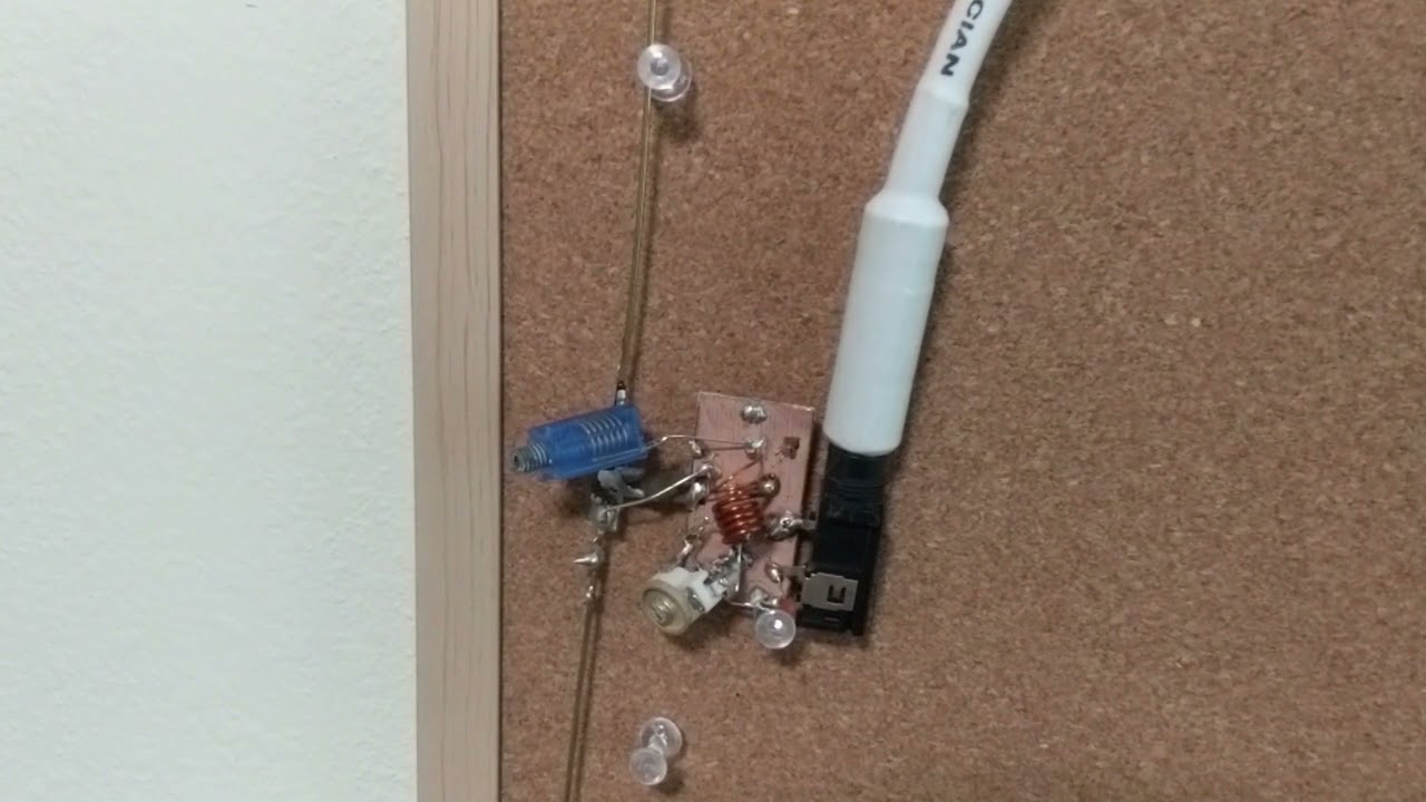 FM Crystal Radio receiving a station 20 miles away - YouTube