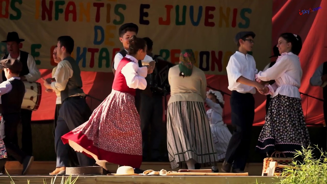 Rancho Infantil "Cravos e Rosas" Vila Meã, Carregal do Sal. - YouTube