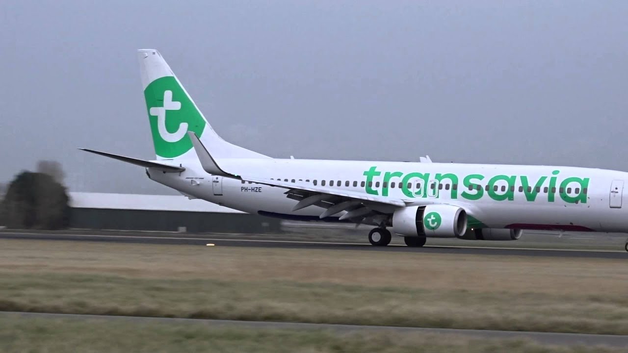 Transavia NEW Livery - Boeing 737-800 - First landing at AMS (PH-HZE ...
