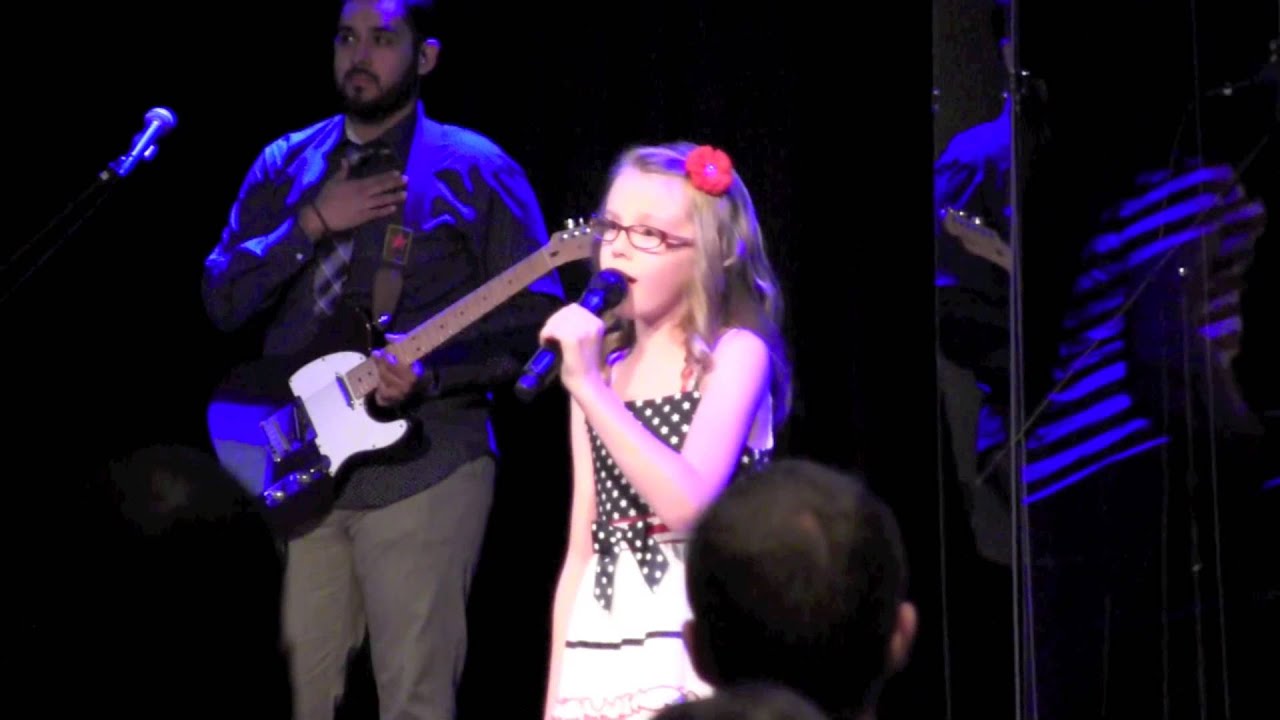 Emma Sings the National Anthem - YouTube