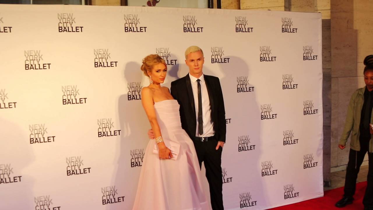 Paris Hi & Barron Hilton II - YouTube