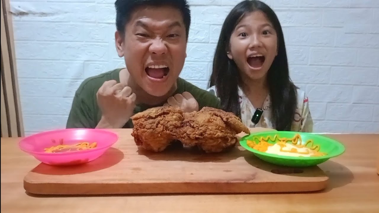 ayam fried chicken part 1 #mukbang #sigma #friedchicken - YouTube