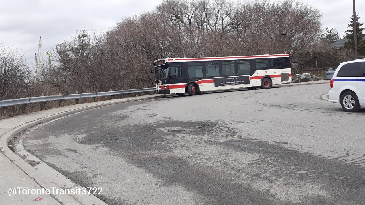 TTC 37 Islington - YouTube