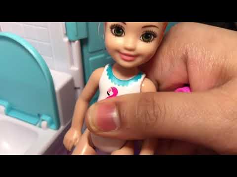 BARBIE MALIBU DREAMHOUSE FAMILY