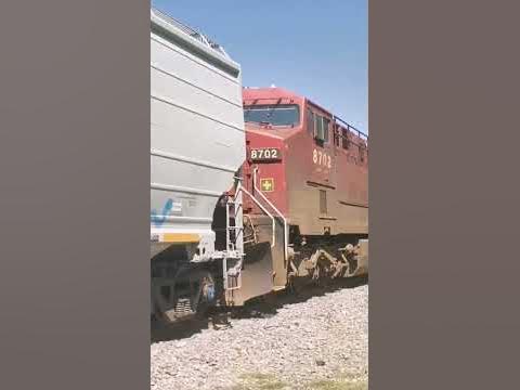 Canadian Pacífic De Visita Otra Vez En Guadalajara BNSF 6842-CP 8702 GTAGD #8702 #6842 - YouTube