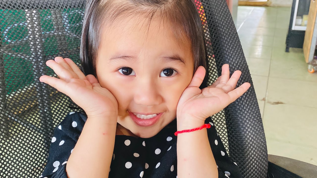 Cute Baby Pranking With Daddy So Lovely - YouTube