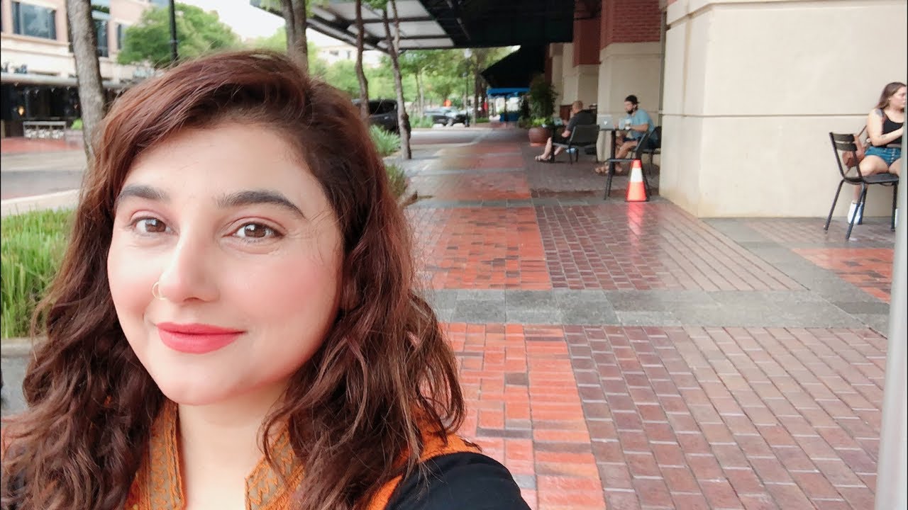 Javeria Saud In USA - YouTube