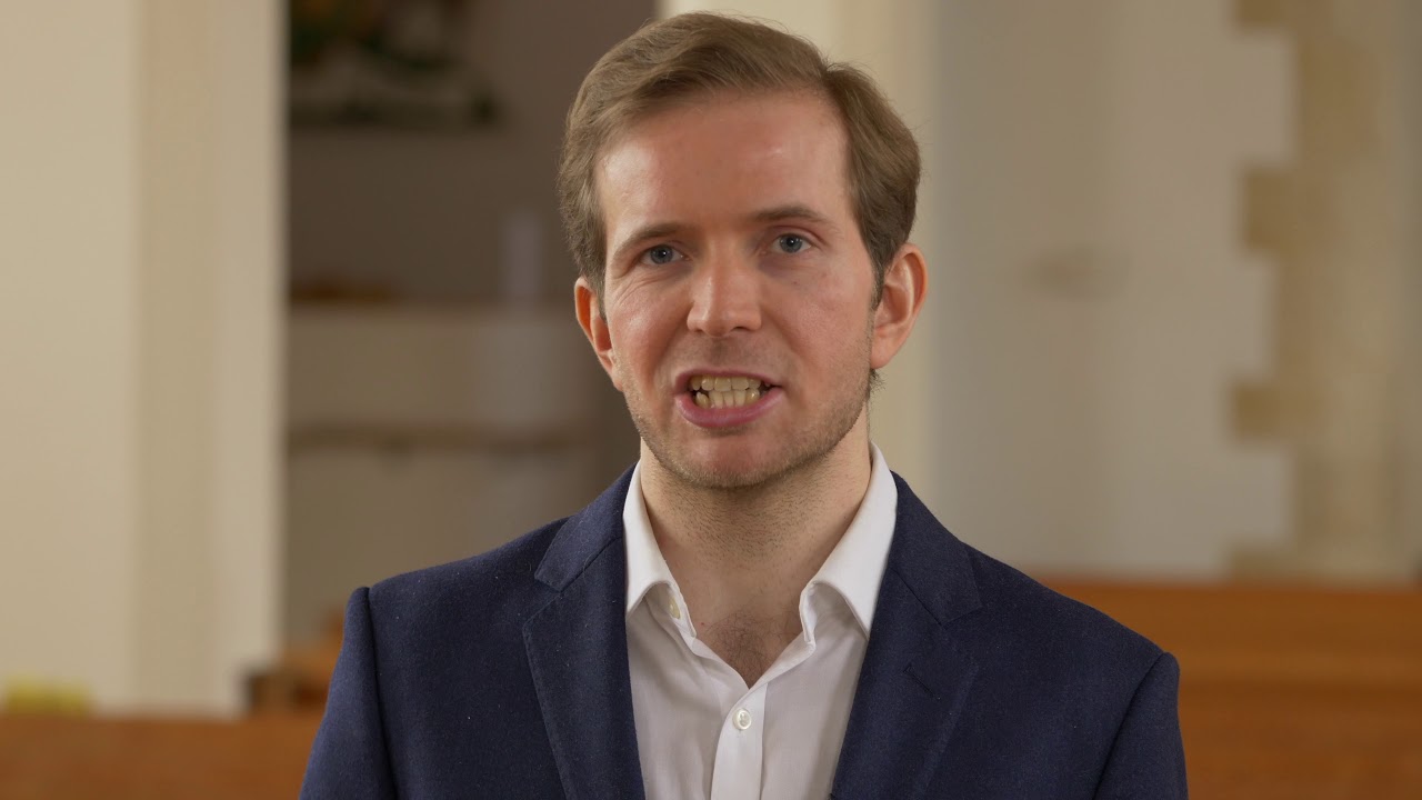 Benjamin Williamson - Countertenor - YouTube