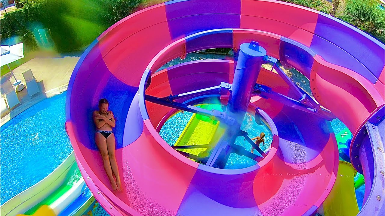 Twisting Body Water Slide at Queen's Park Resort - YouTube