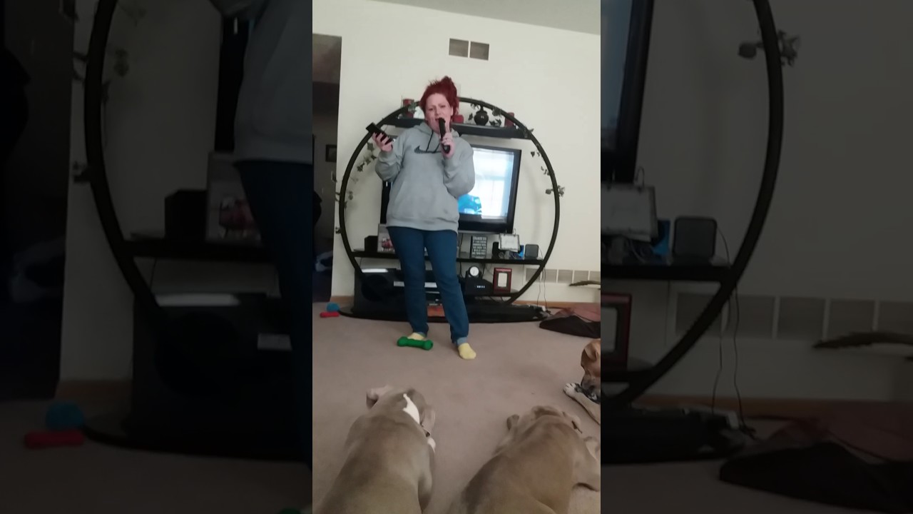 Terrible dancer try not to laugh - YouTube
