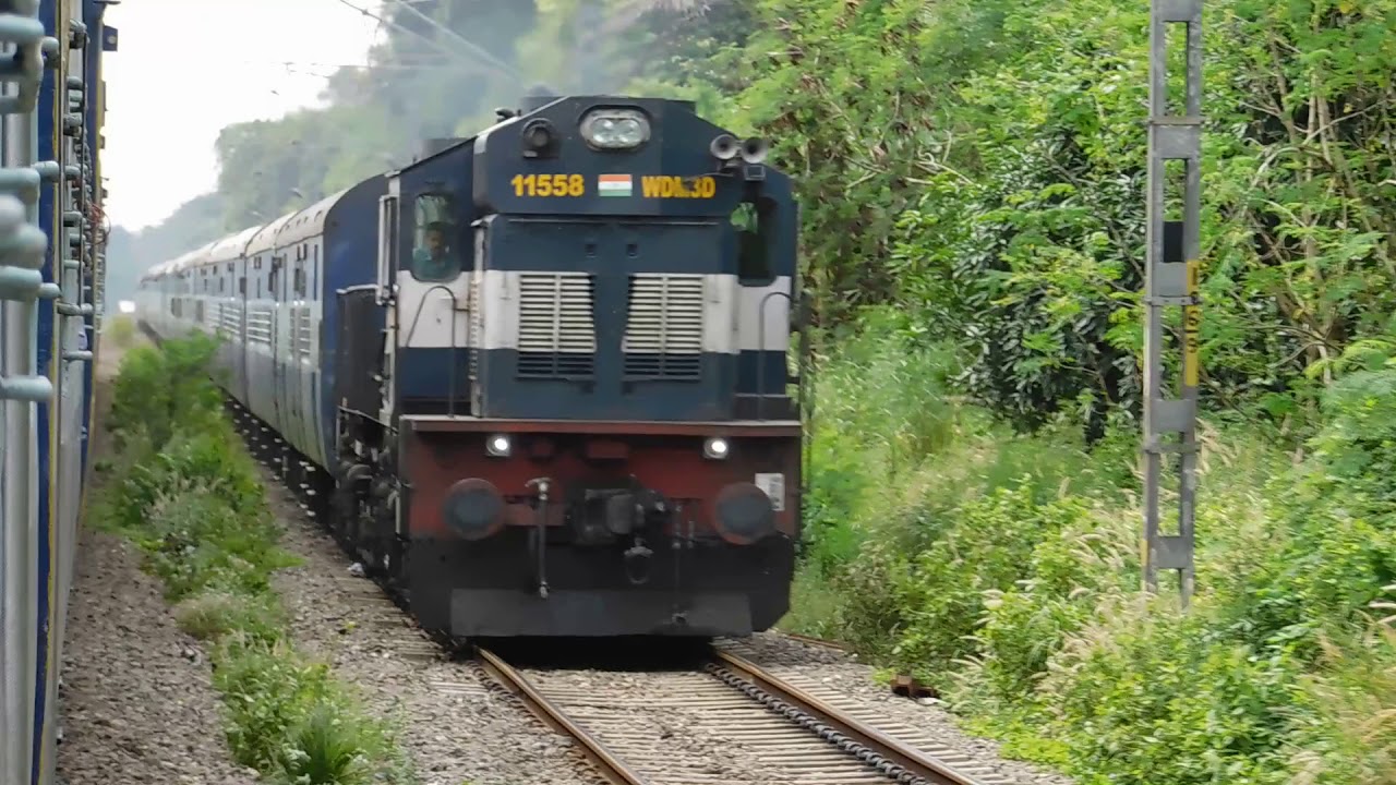 12483 Kochuveli - Amritsar Weekly Express Crossing 01079 Kochuveli ...