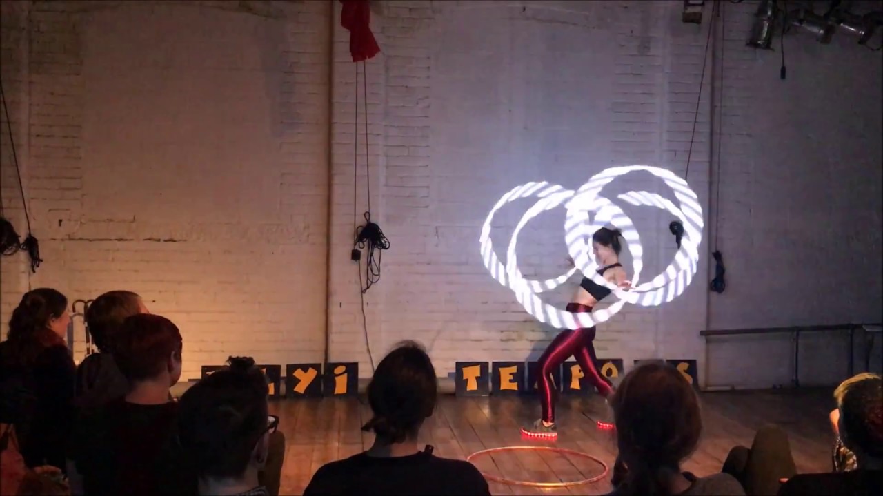 LED hoop Performances - YouTube