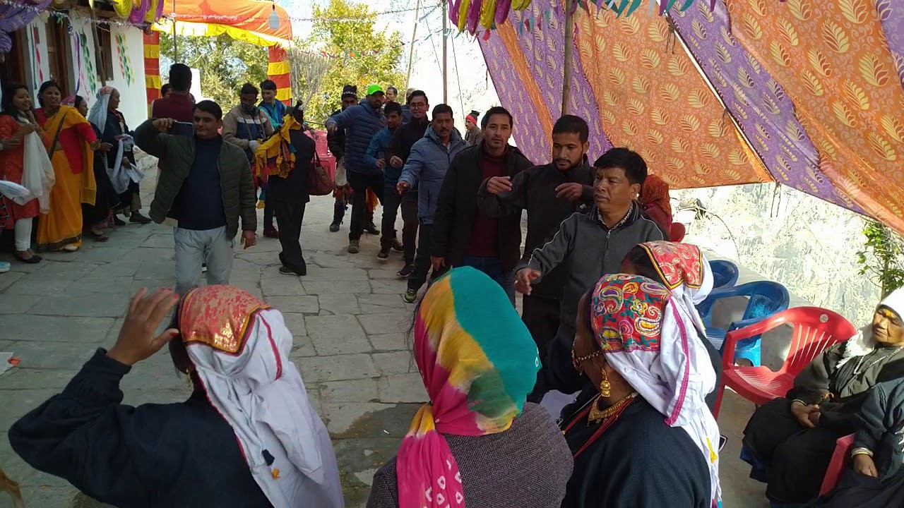 Pauna Dance Parsari Joshimath Auli (bhotiya culture) - YouTube