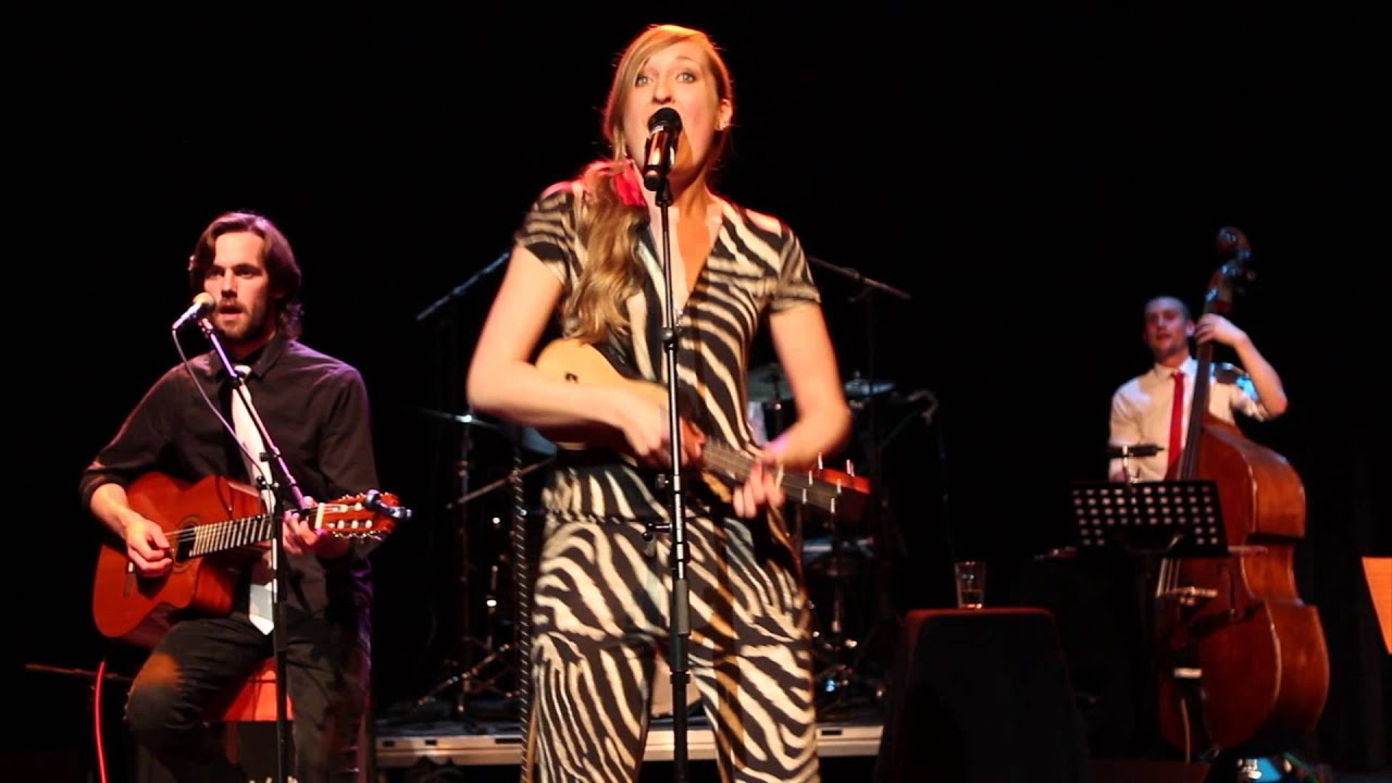 Emma Lou - Het komt allemaal goed - YouTube