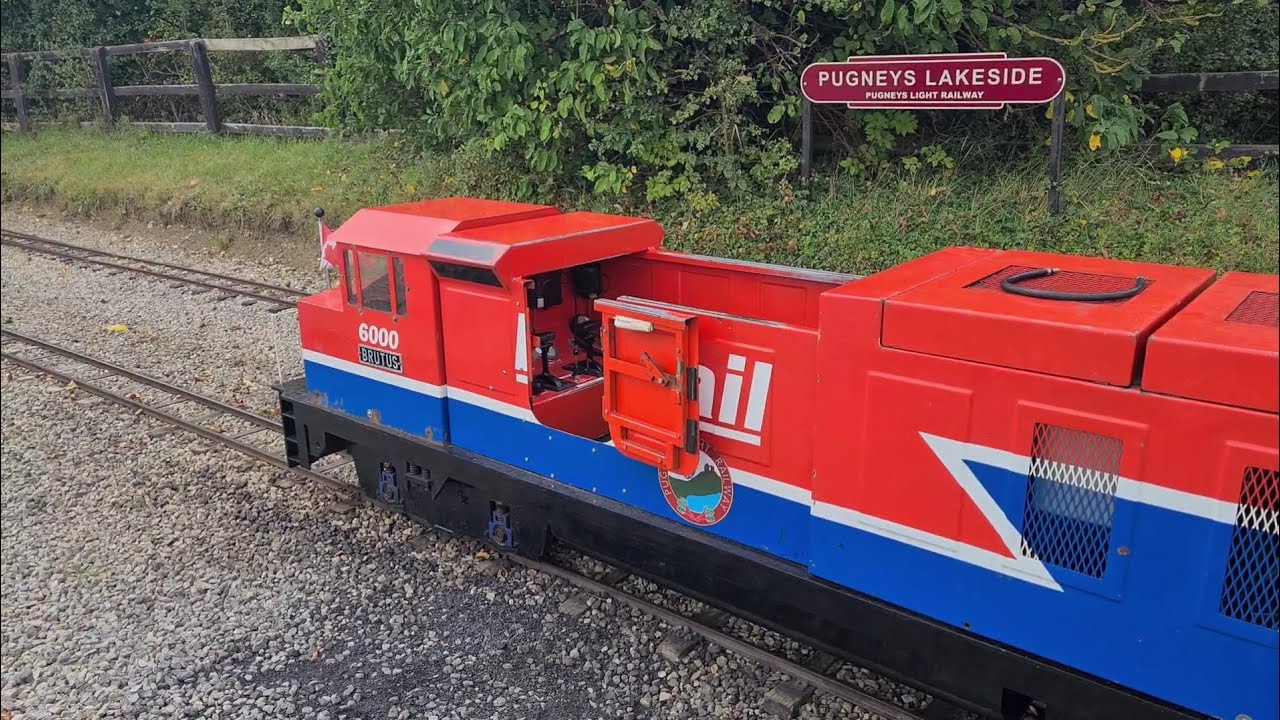 Pugneys Country Park Light Railway Train Ride Wakefield West Yorkshire ...