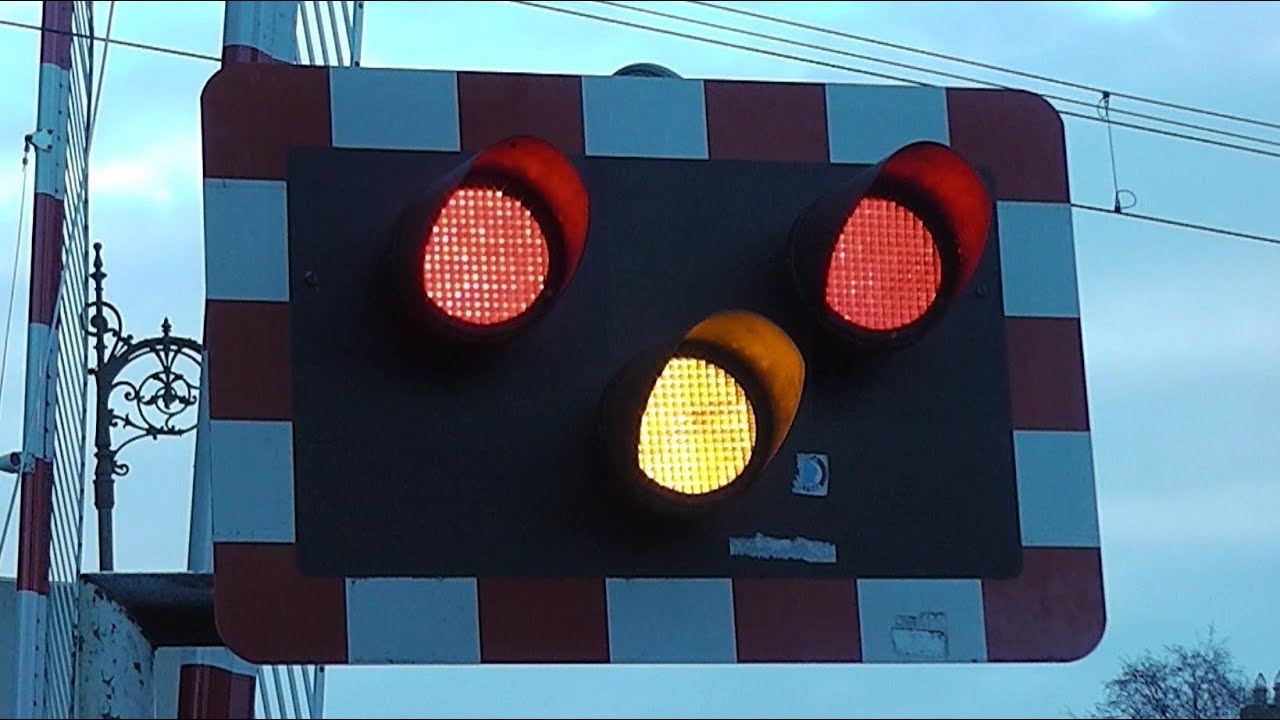 Automatic Level Crossing - Aviva Stadium, Dublin - YouTube