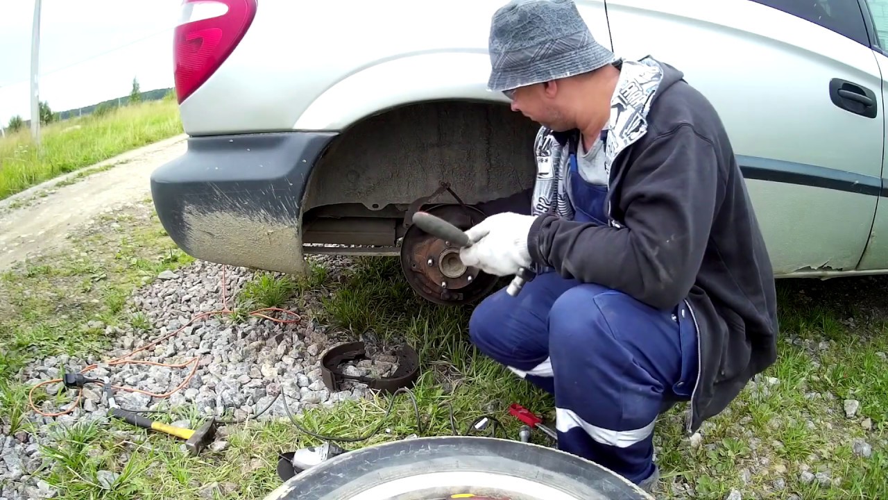 Замена задней ступицы Dodge Caravan Youtube