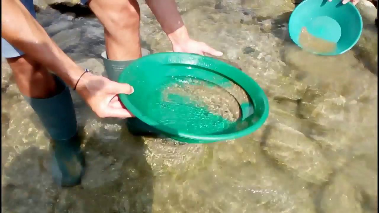 Batea / Pan Gold - YouTube