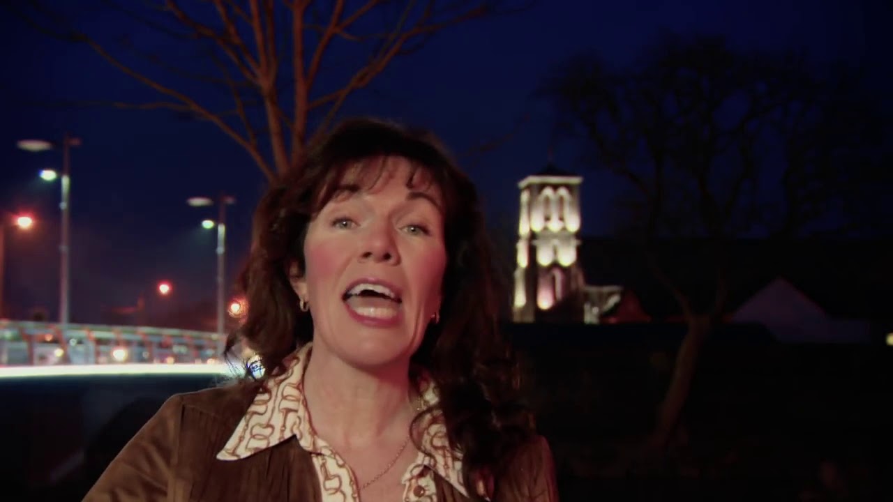 Bernie Heaney Paint The Town Red - YouTube