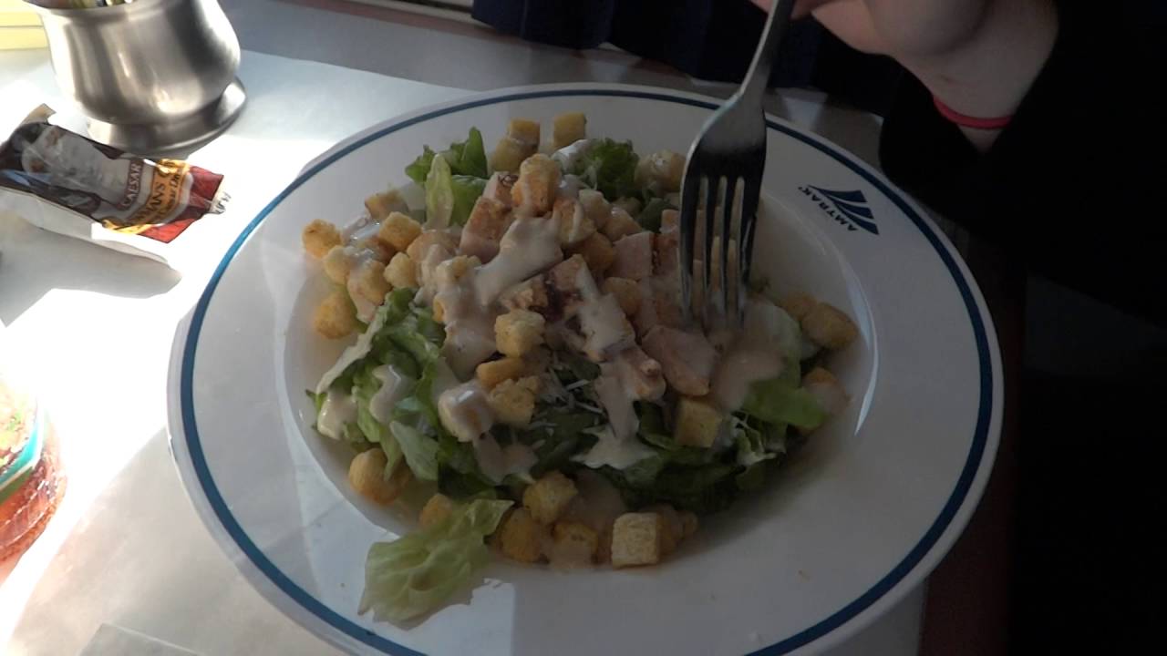 Lunch in the Dining Car Amtrak Empire Builder Train - YouTube