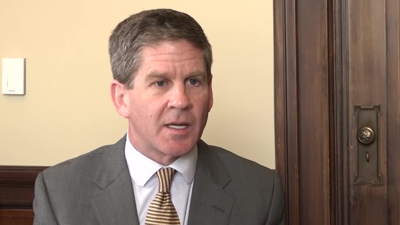Judge sides with Gov. Bullock in veto dispute - YouTube