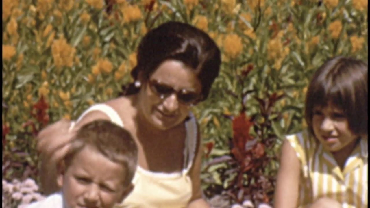 Eleni Samaras - YouTube