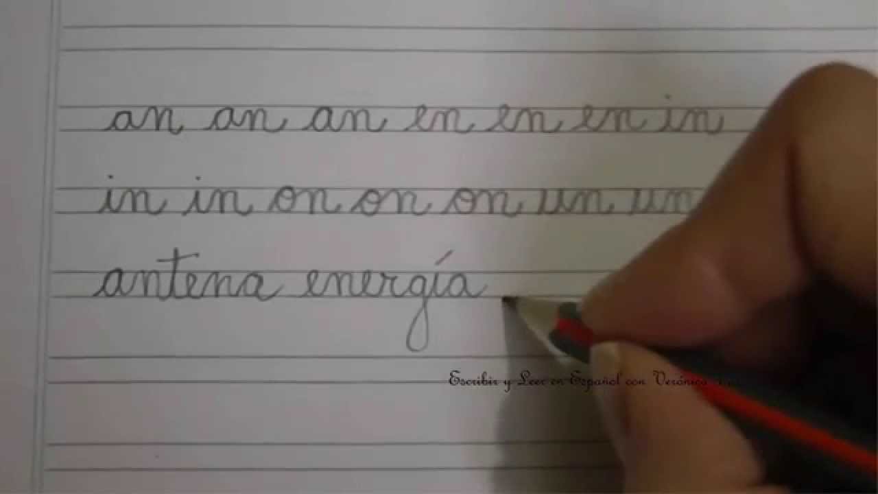 Caligrafía: Vocales en letra minúscula más consonante n (ene) - YouTube