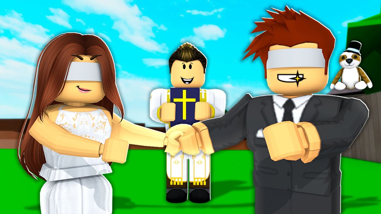 Married To A STRANGER In Roblox.. - YouTube