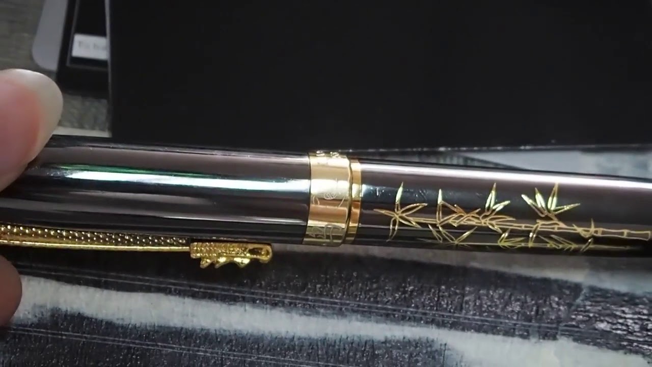 Pen laser engraving machine ball pen laser marking machine - YouTube