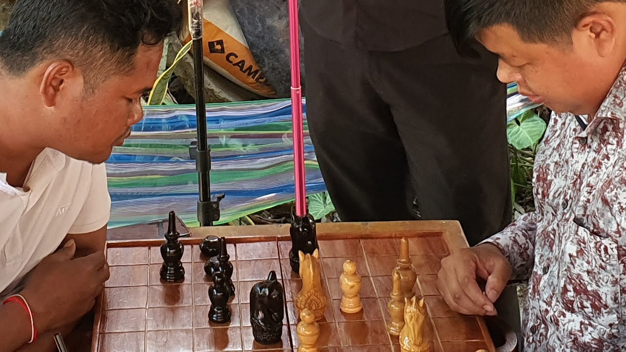 Ouk Khmer , Khmer Chess , Thai Chess , Makruk Thai - YouTube