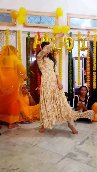 Kala Chasma | haldi ceremony dance | Wedding dance | Dancing doll #shorts #trending #viral # ...