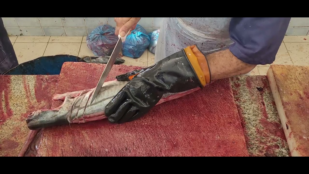 Slice Fish with Client Requirement। King Fish $ 50 Slice at Fish Market ...