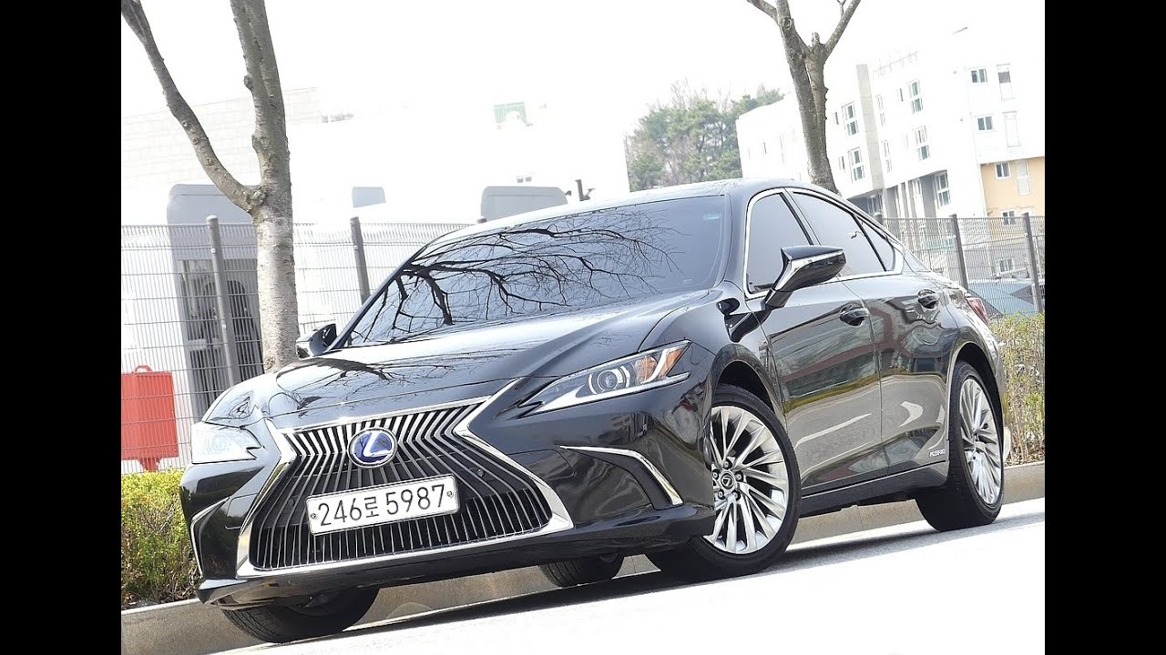 Lexus ES 7th generation 300h luxury plus - YouTube