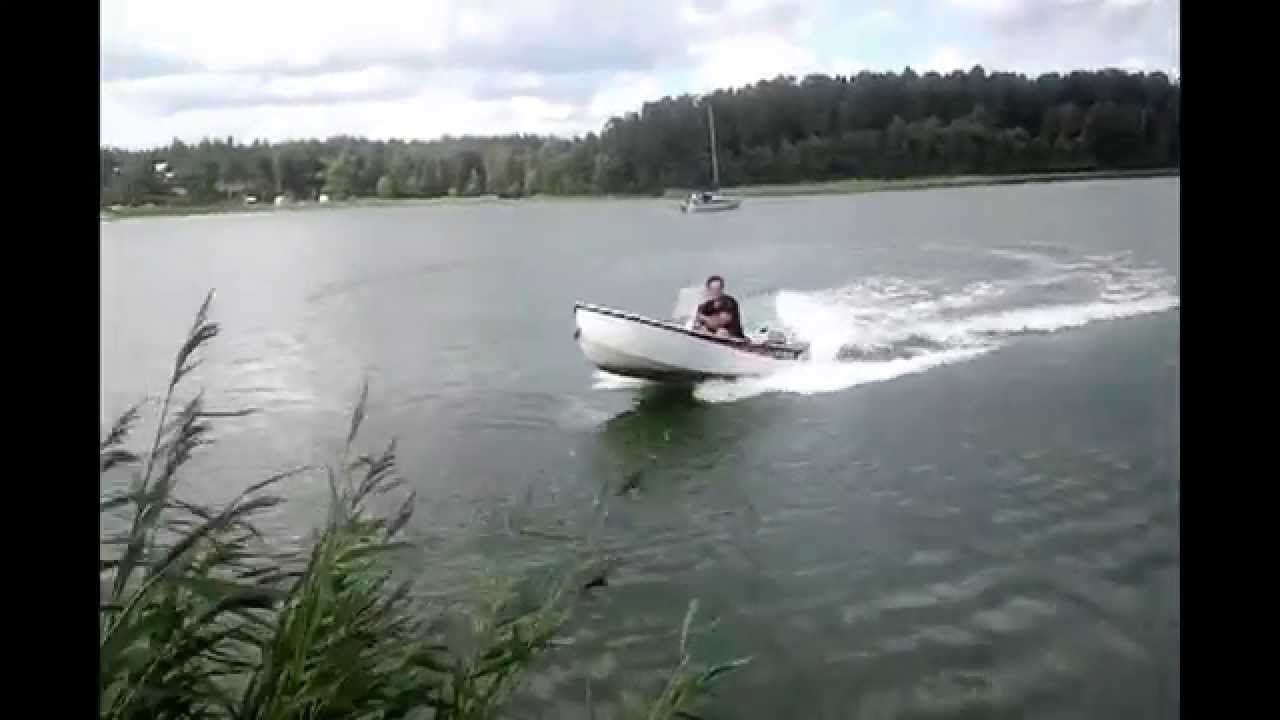 Micore 300 + Nissan 13.6 hk - YouTube