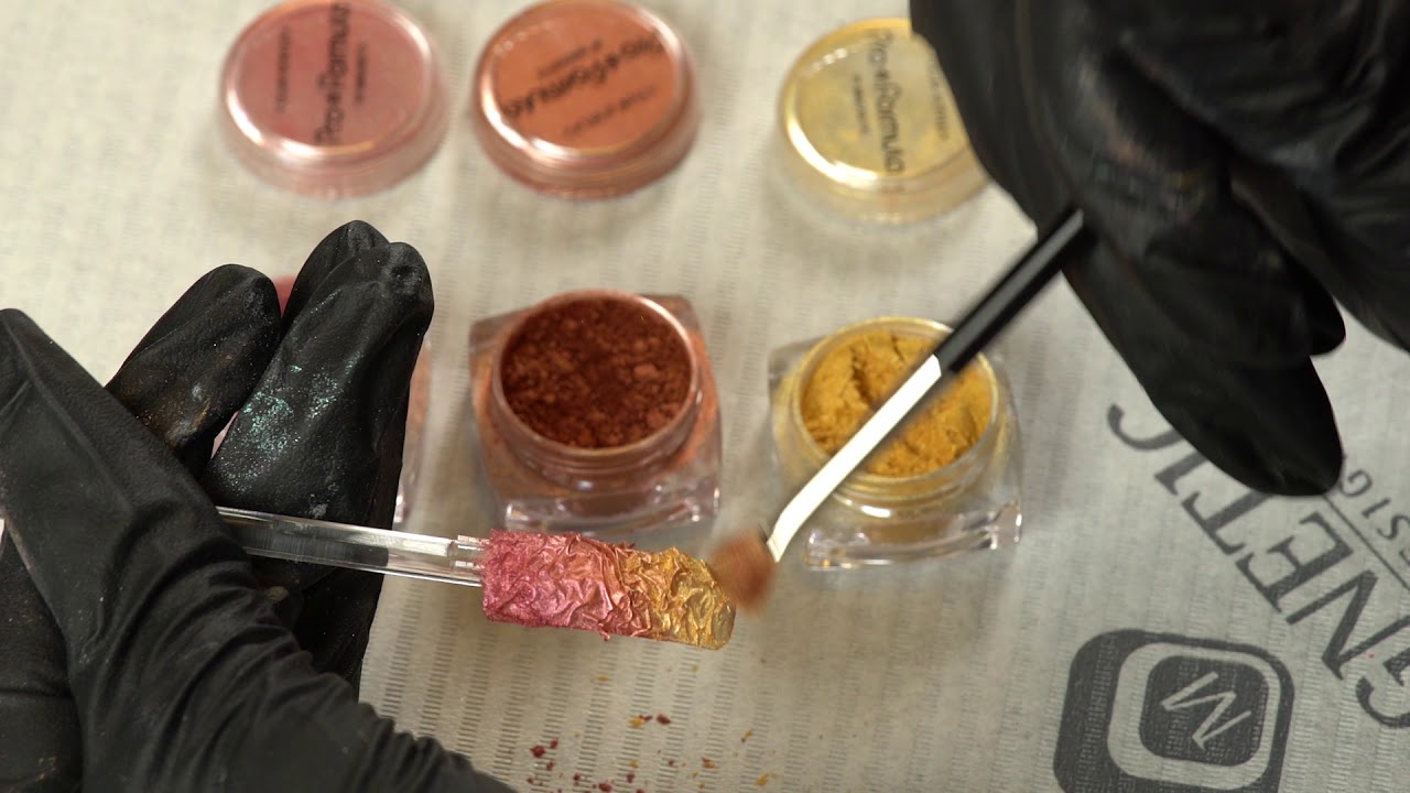 Magnetic Pigments - YouTube