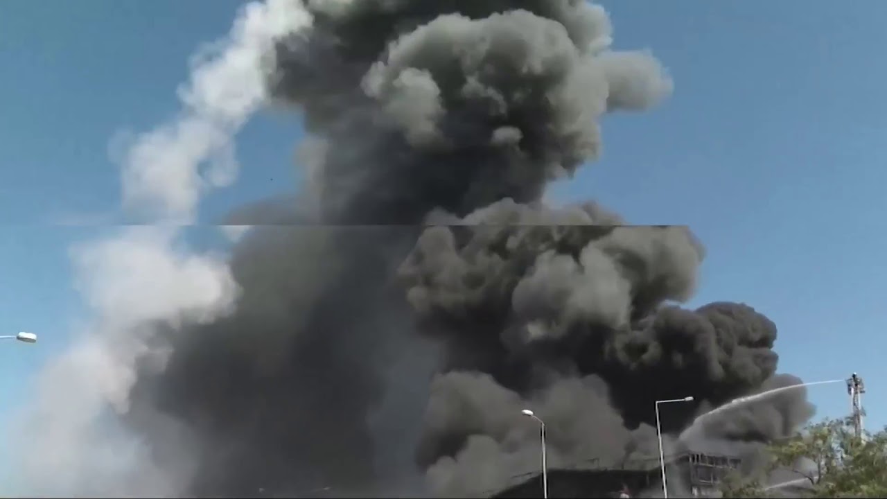 Explosion in Turkey after fire in factory - YouTube