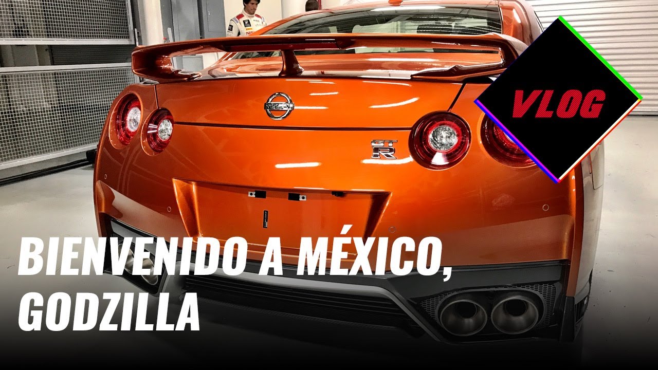 Nissan GT-R llega a México - YouTube