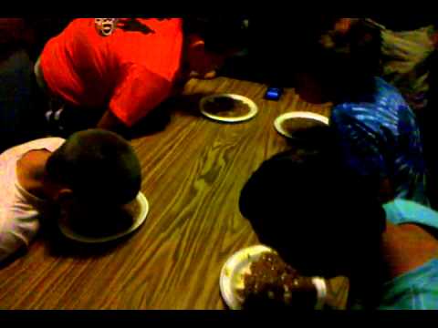 Bean eating contest - YouTube