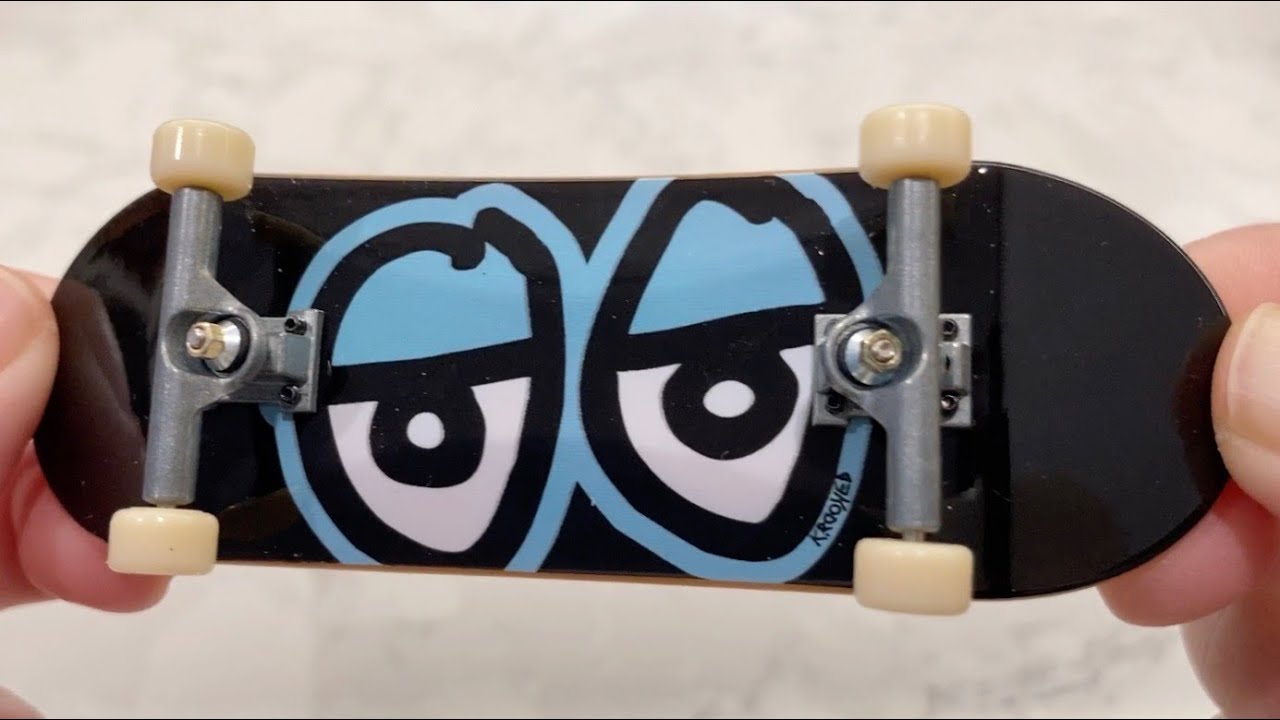 Tech Deck Krooked Skateboards - Blue Logo Deck (Common) - YouTube