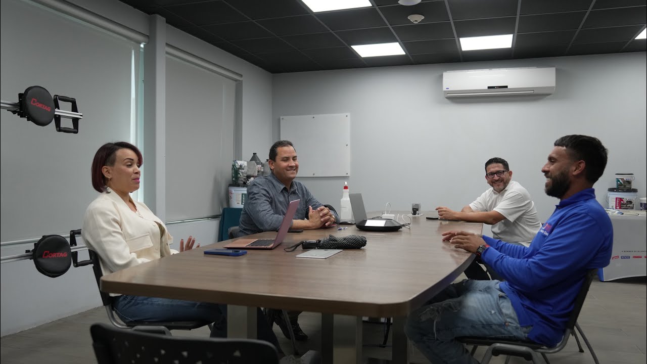 Nos fuimos a ver la única fábrica en el Caribe que corta su propio ...