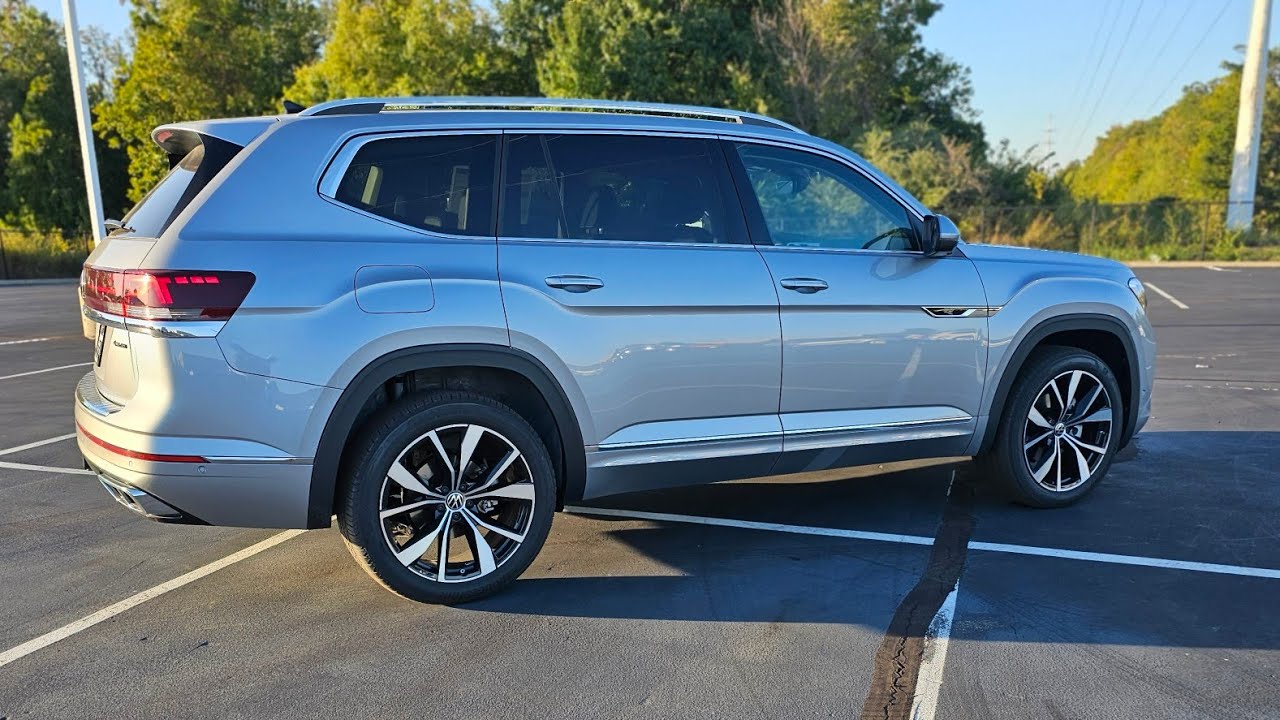 2024 VW Atlas 2.0T SEL Premium R-Line 4Motion - YouTube