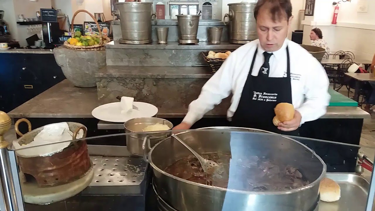 A PANE MILZA VASTEDDA SANDWICH Foccaceria S Franesco Palermo - YouTube