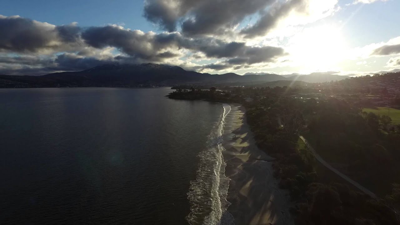 Phantom 3 Pro - Howrah Beach (Tasmania) - YouTube