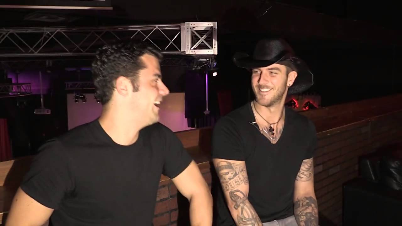 Dan Arnold & Jordan Pritchett Live in Concert Tonight! - YouTube