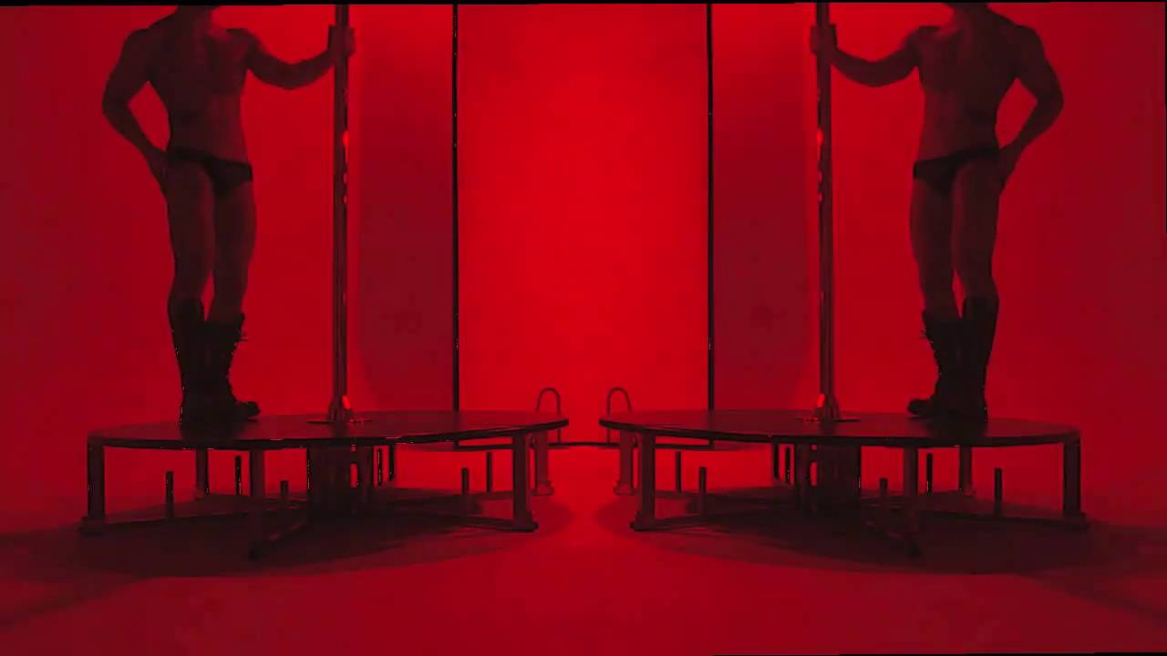 Oscar Calvo 'Male' 10/11 Campaign - Behind the Scenes Video III - YouTube