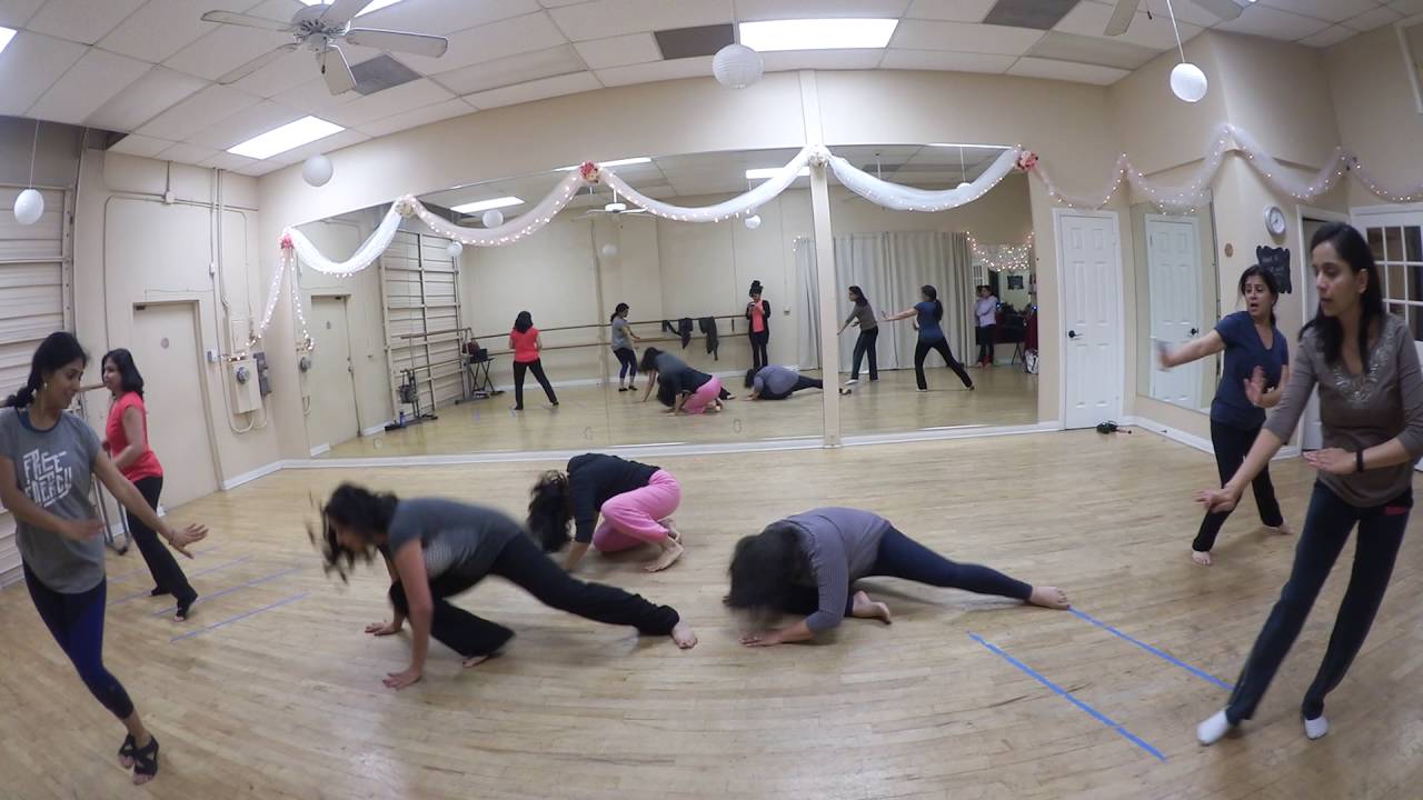 Laguna Ladies Bollydio AMNA Dance AAD #DTIstars Deewani Mastani ...