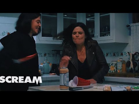 Scream (2022) Sidney Gets Stabbed Clip