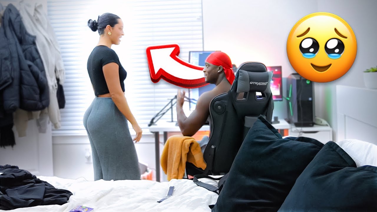 BEING OVERLY CLINGY TO MY BOYFRIEND WHILE HES SHIRTLESS Gone Right ...