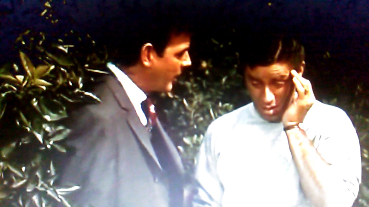 3 On A Couch---Ben and Chris as "Ringo Raintree" - YouTube